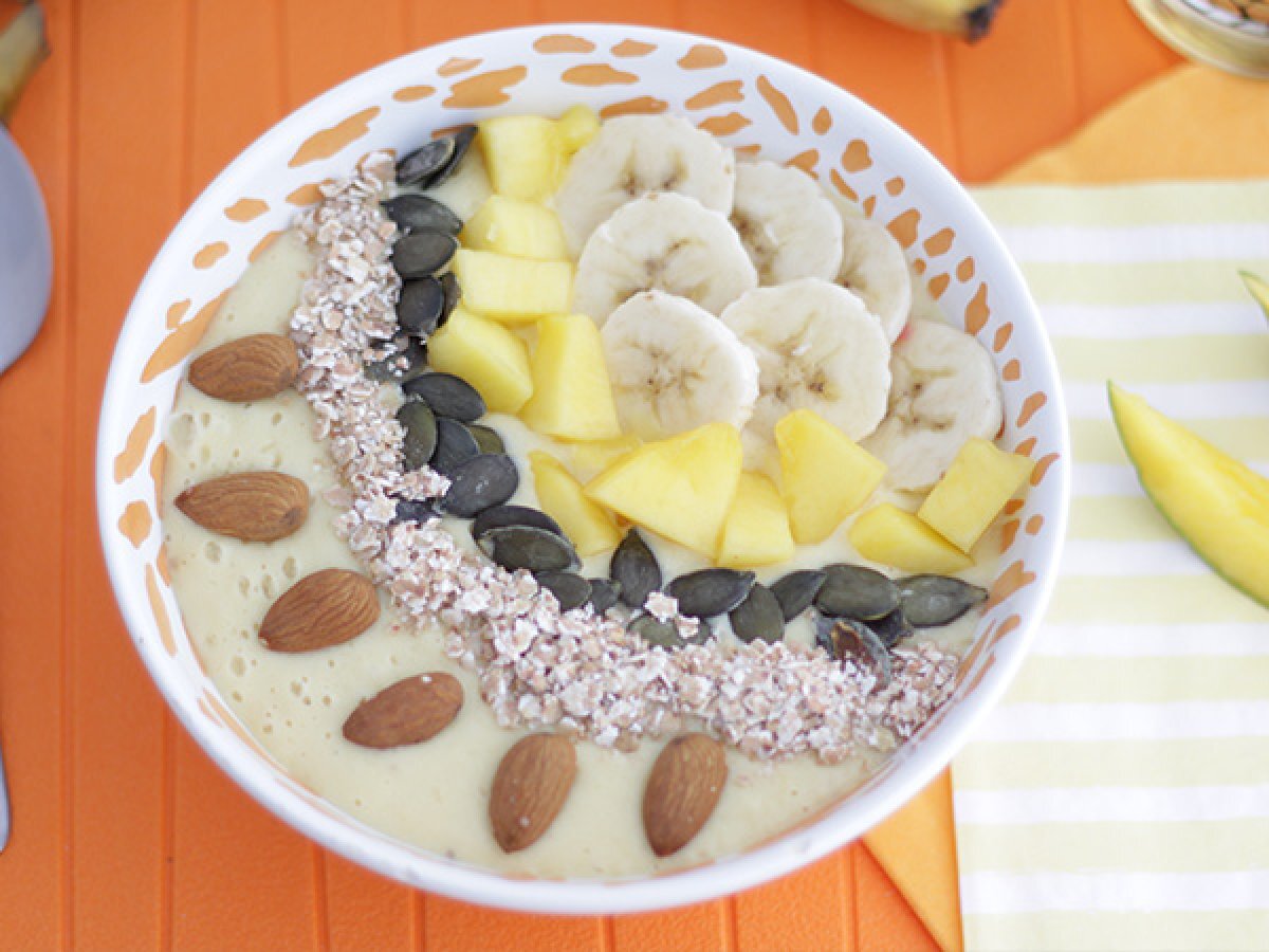 Recette smoothie bowl mangue et banane délicieuse