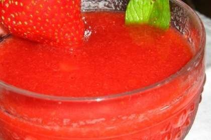 Recette de soupe de fraises fraîches et savoureuses