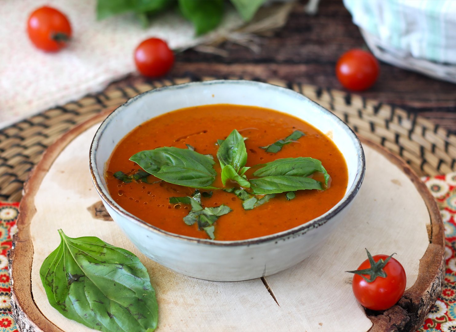 Recette de soupe tomate basilic facile et rapide