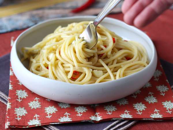 Recette des spaghetti aglio, olio e peperoncino