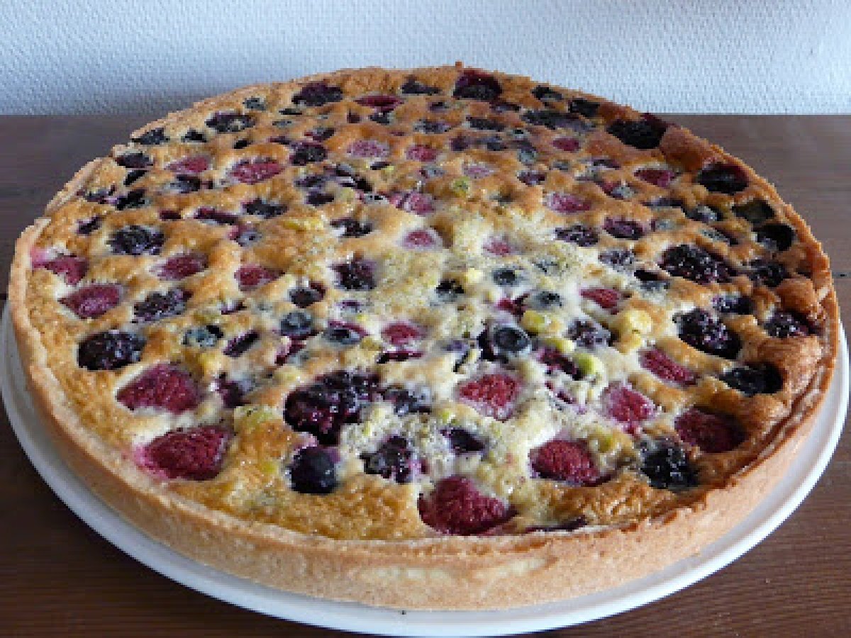 Recette de tarte crème d'amandes aux fruits rouges