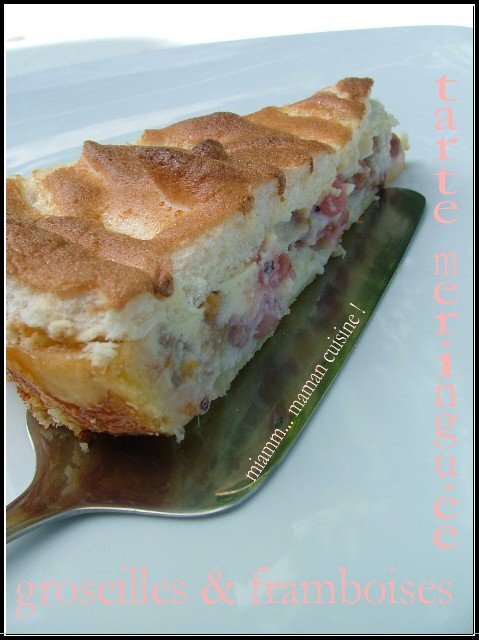 Tarte meringuée aux fruits du jardin (groseilles & framboises)