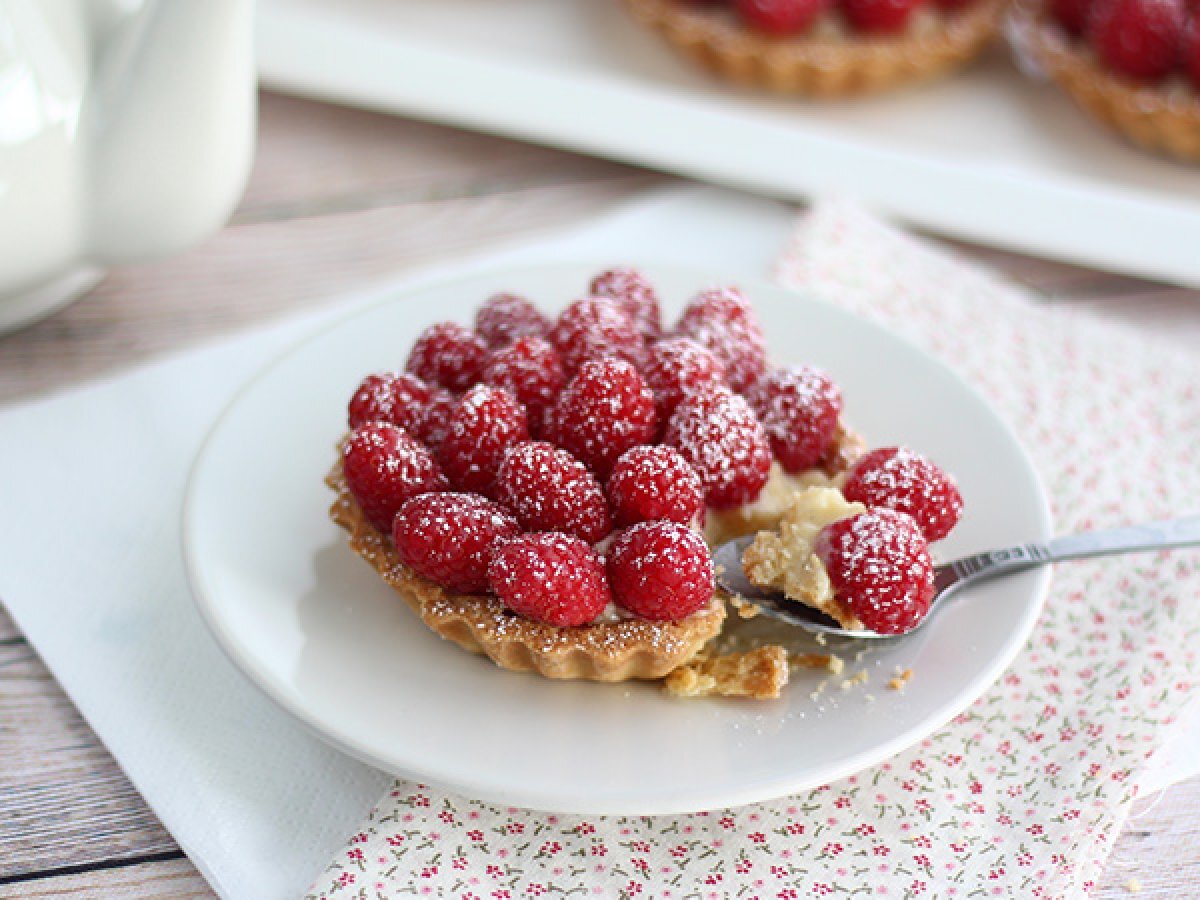 Recette de tartelettes aux framboises faciles et rapides