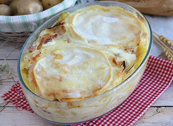 Recette de tartiflette savoyarde traditionnelle