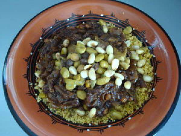 Recette de tfaya sucrée aux oignons et raisins secs