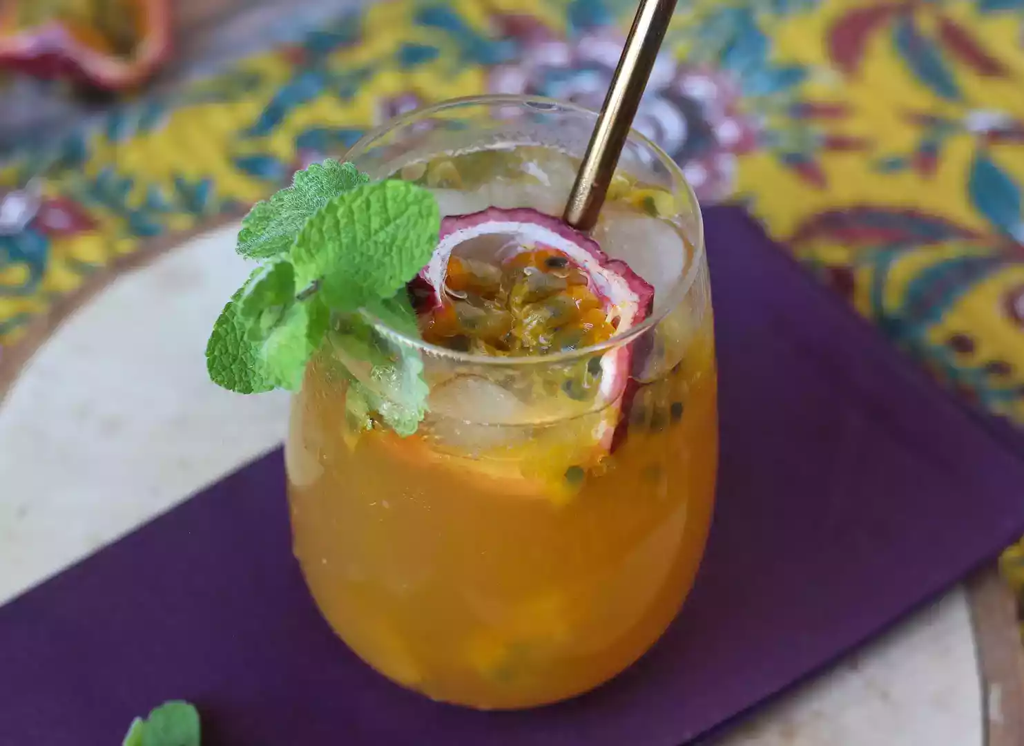 Thé glacé au fruit de la passion, la boisson parfaite pour l'été!