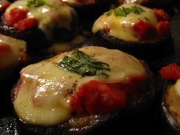 Recette de toasts d'aubergines à la mozzarella