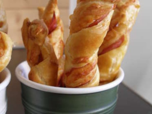Recette de torsades apéritives - jambon & gruyère