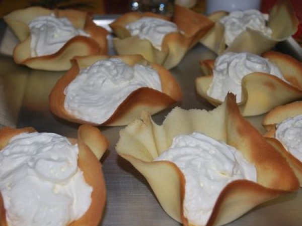 Recette de tulipes à la crème de marrons et chantilly