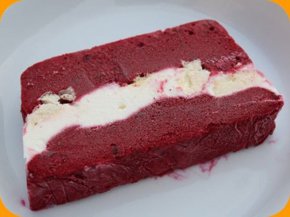 Recette de vacherin glacé au cassis et fruits rouges