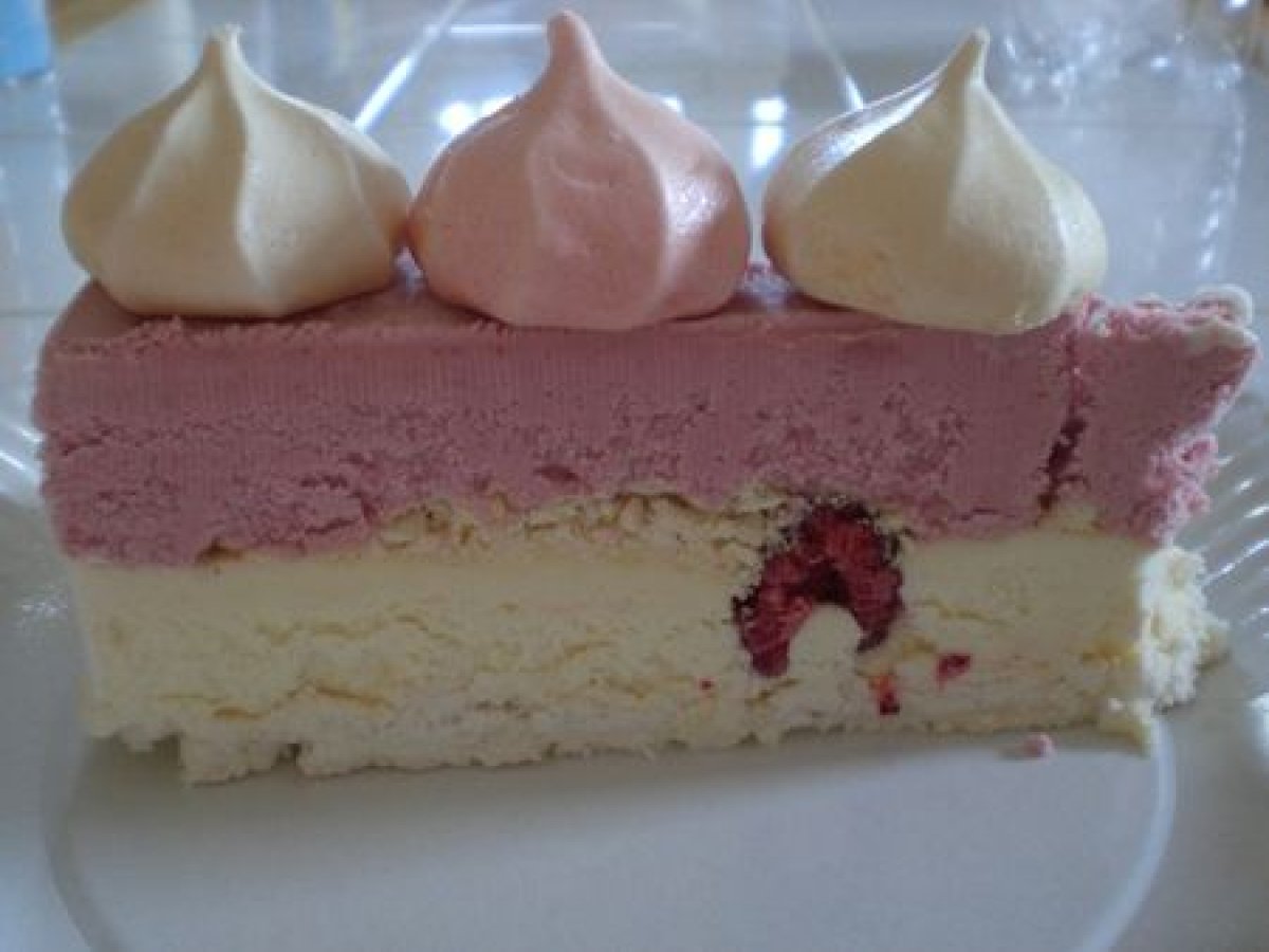 Recette vacherin glacé chocolat blanc et framboises