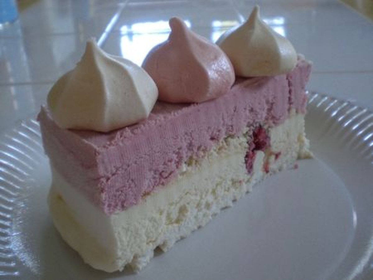 Recette vacherin glacé chocolat blanc et framboises