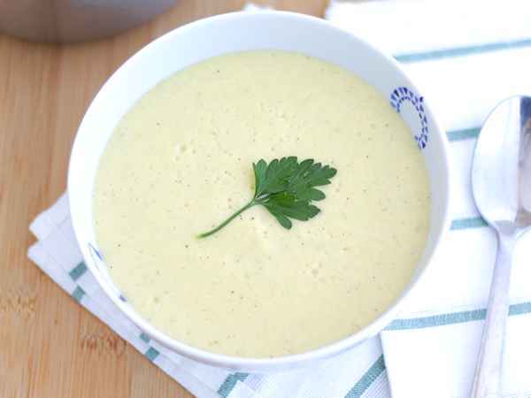 Recette de velouté de courgette crémeux et savoureux