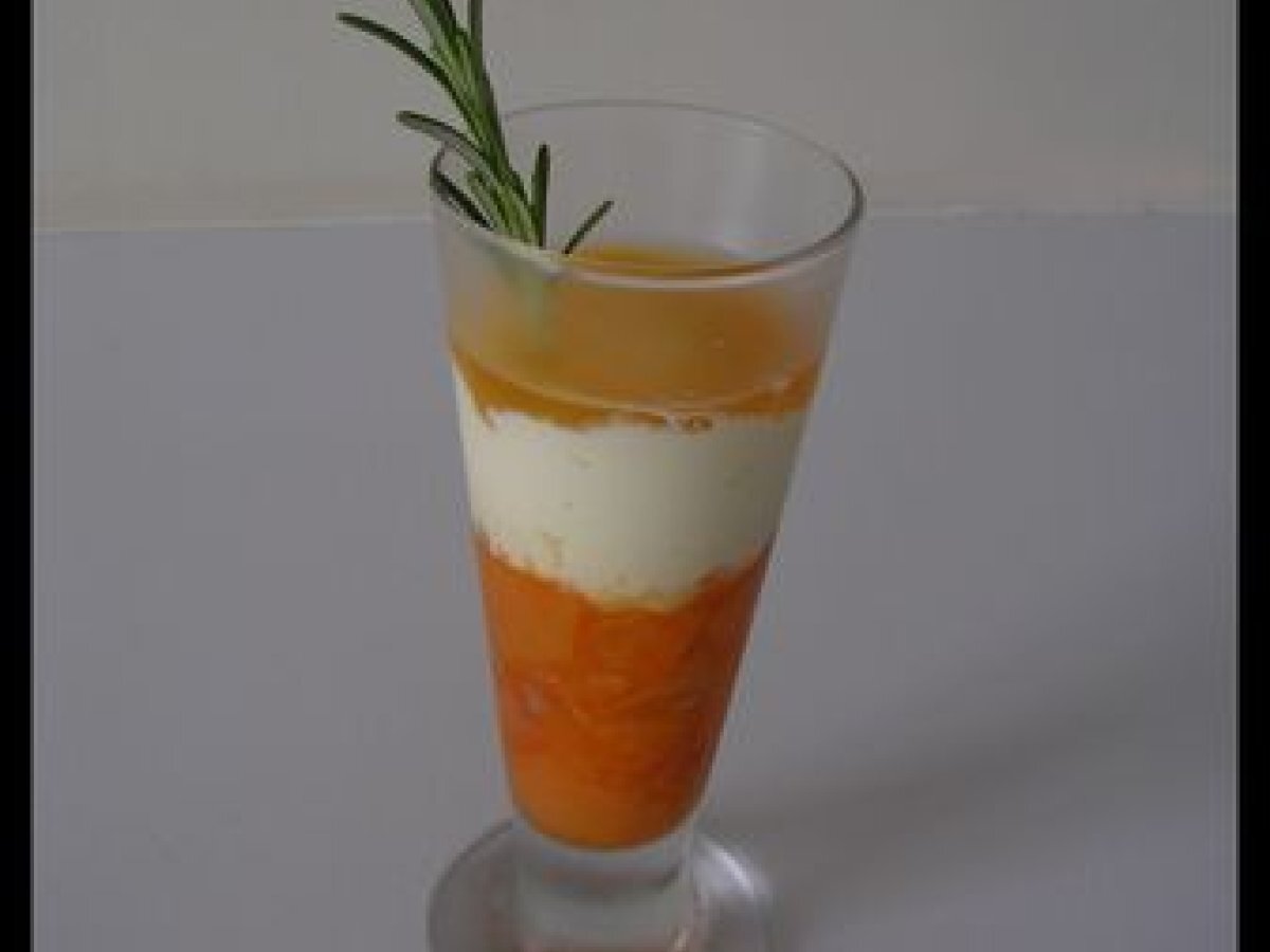 Recette de verrine abricots-mascarpone amande amère
