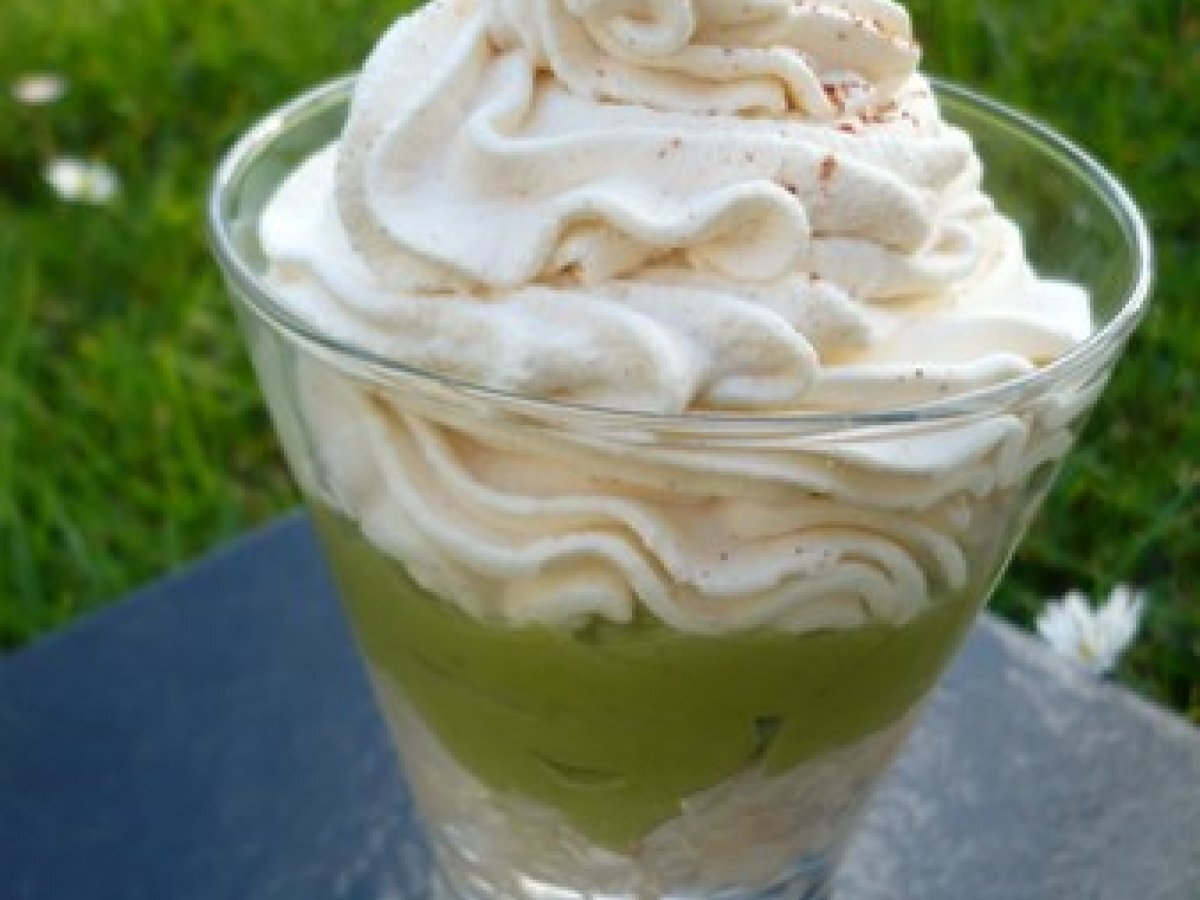 Recette de verrine crabe-avocat à la chantilly