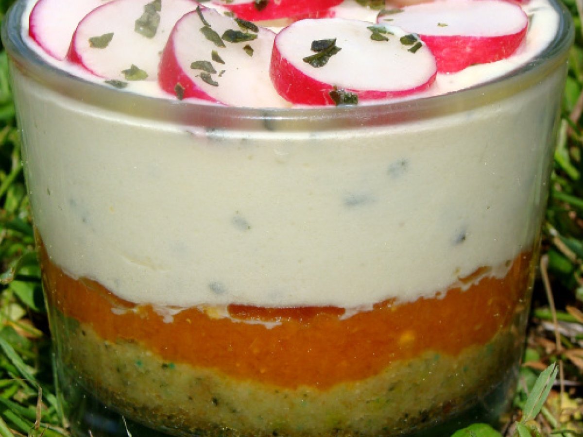 Recette de verrine de tiramisu salé aux herbes