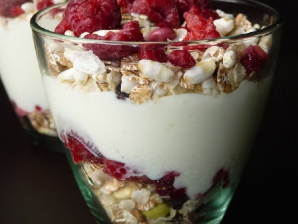 Recette verrine fromage blanc, muesli et framboises