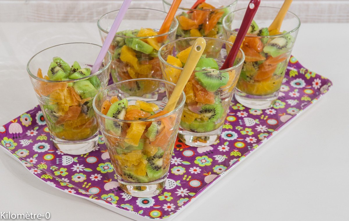Recette : verrine kiwi, orange et truite fumée