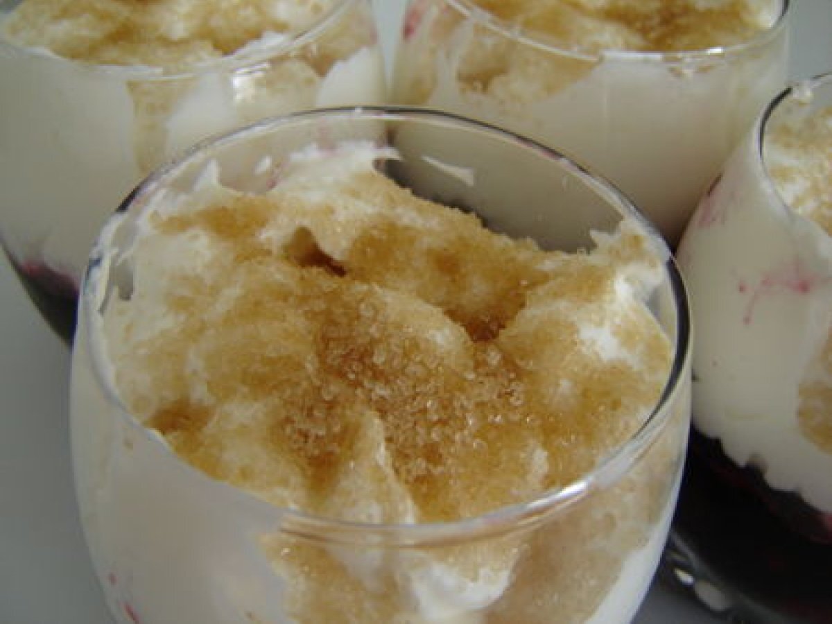 Recette de verrines aux fruits rouges et crème légère