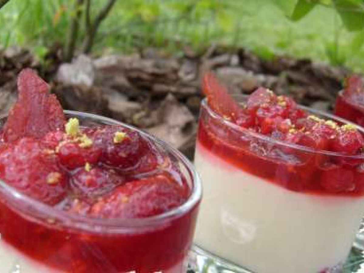Recette de verrines coco & fruits rouges