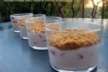 recette de verrines fromage blanc, fraises et crumble de spéculos