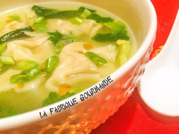 Wonton soup ou soupe aux raviolis chinois - Recette Ptitchef